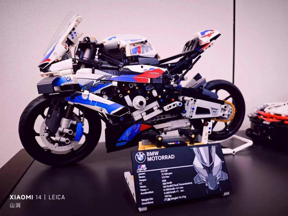 宝马 M 1000 RR（BMW M 1000 RR）（乐高LEGO 42130、无标 6688、无标 A2118、无标 005、无标 ...
