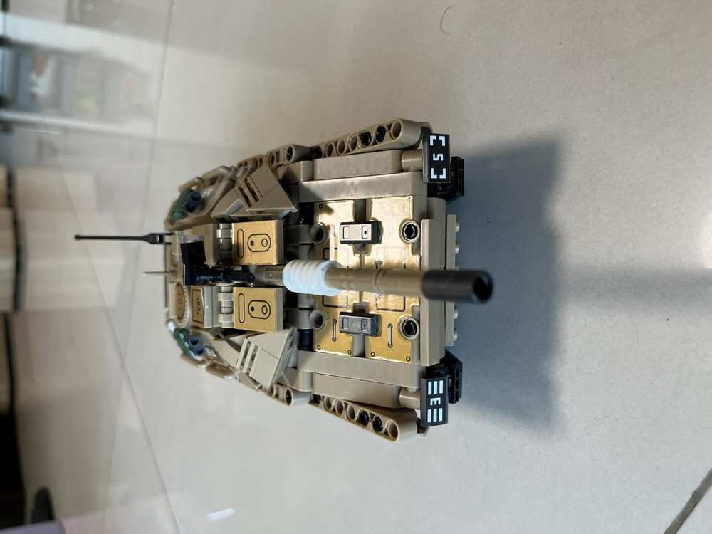 2.4G遥控坦克（Merkava Main Battle Tank）（明迪minGDi/磊宝LEIBAO 8730） | Brick4.com ...